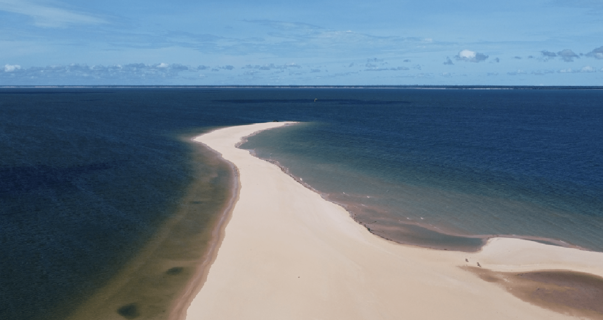 Ponta do Cururu em Alter do Chão: o local do melhor pôr do sol